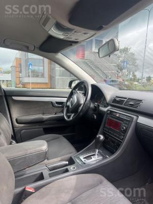 Black Audi A4 2007 in Riga, with an engine capacity of 2.00 L and mileage of 390 thousand km for 1390 €, photo 12 on AUTOMOTO.COM.LV