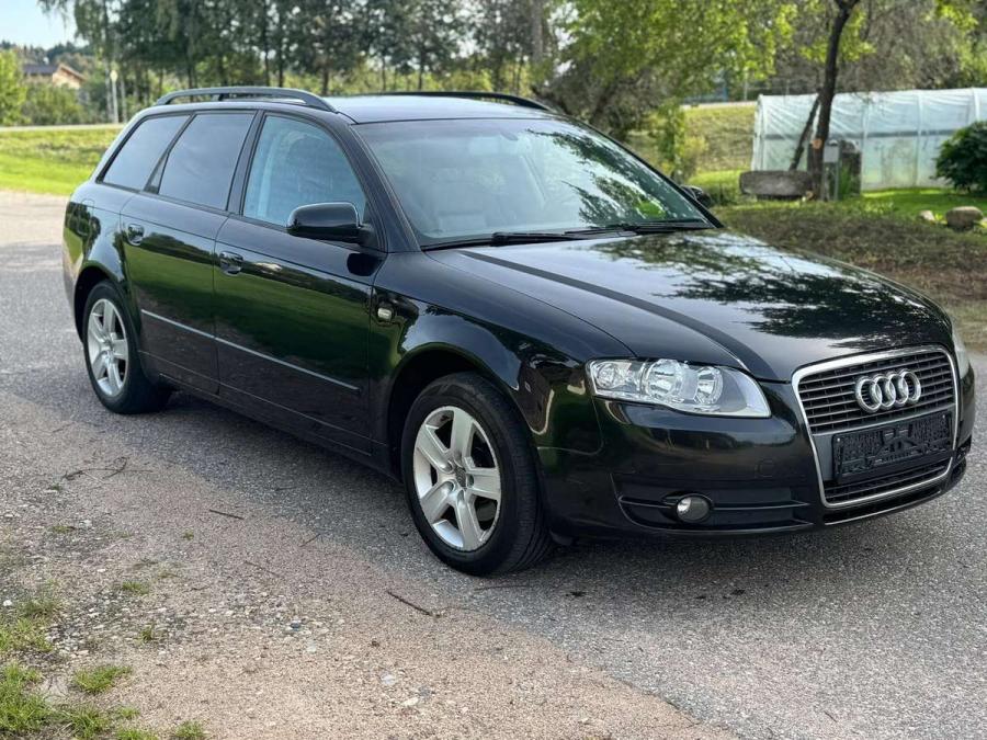 Melns Audi A4 2007 Utena, ar dzinēja tilpumu 1.99 L un nobraukumu 290 tūkst. km par 2999 €, foto 3 vietnē AUTOMOTO.COM.LV