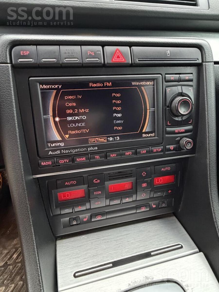 Melns Audi A4 2007 Cēsis, ar dzinēja tilpumu 3.00 L un nobraukumu 0 tūkst. km par 2950 €, foto 9 vietnē AUTOMOTO.COM.LV