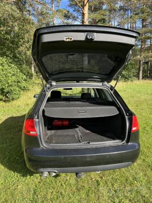Black Audi A4 2007 in Gulbene, with an engine capacity of 2.00 L and mileage of 379 thousand km for 3000 €, photo 4 on AUTOMOTO.COM.LV
