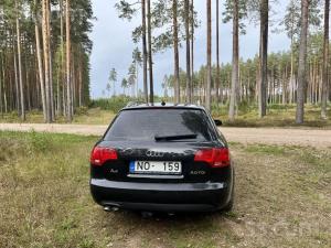 Black Audi A4 2007 in Gulbene, with an engine capacity of 2.00 L and mileage of 379 thousand km for 3000 €, photo 8 on AUTOMOTO.COM.LV