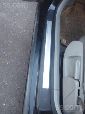 Melns Audi A4 2007 Jūrmala, ar dzinēja tilpumu 2.00 L un nobraukumu 345 tūkst. km par 2400 €, foto 12 vietnē AUTOMOTO.COM.LV