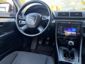 Black Audi A4 2007 in Riga, with an engine capacity of 2.00 L and mileage of 278 thousand km for 2600 €, photo 9 on AUTOMOTO.COM.LV