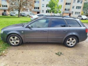 Black Audi A4 2007 in Riga, with an engine capacity of 2.00 L and mileage of 397 thousand km for 2500 €, photo 3 on AUTOMOTO.COM.LV
