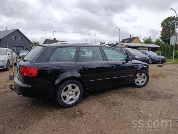 Audi A4 2007 Rēzekne vietnē Melns Audi A4 2007 Rēzekne, ar dzinēja tilpumu 2.00 L un nobraukumu 394 tūkst. km par 2700 €, foto 5 vietnē AUTOMOTO.COM.LV
