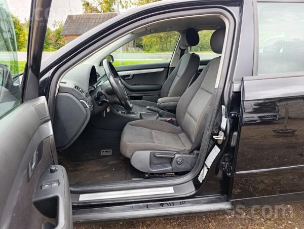 Audi A4 2007 Rēzekne vietnē Melns Audi A4 2007 Rēzekne, ar dzinēja tilpumu 2.00 L un nobraukumu 394 tūkst. km par 2700 €, foto 10 vietnē AUTOMOTO.COM.LV