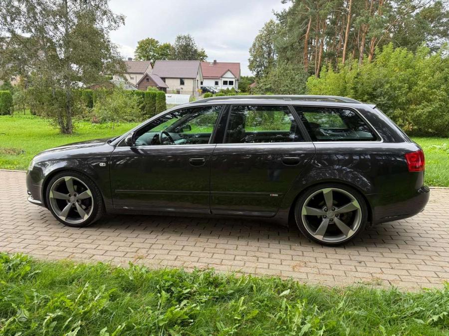 Black Audi A4 2007 in Utena, with an engine capacity of 2.00 L and mileage of 211 thousand km for 3750 €, photo 9 on AUTOMOTO.COM.LV