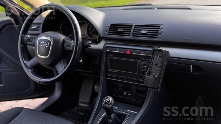 Black Audi A4 2007 in Riga, with an engine capacity of 2.00 L and mileage of 305 thousand km for 2300 €, photo 8 on AUTOMOTO.COM.LV
