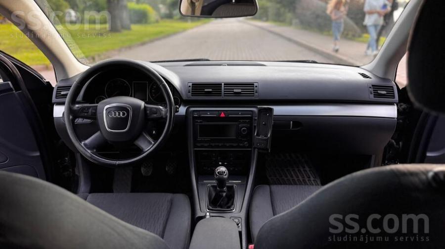 Black Audi A4 2007 in Riga, with an engine capacity of 2.00 L and mileage of 305 thousand km for 2300 €, photo 12 on AUTOMOTO.COM.LV
