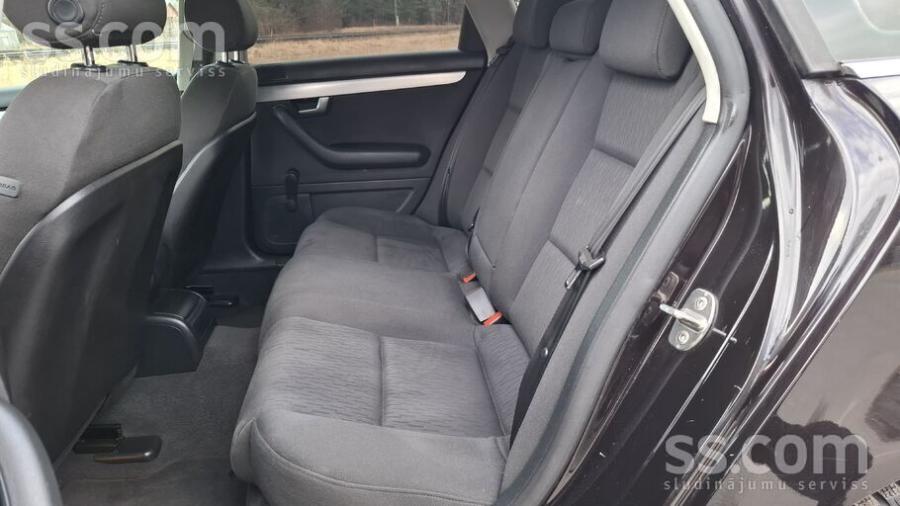 Black Audi A4 2007 in Daugavpils, with an engine capacity of 2.00 L and mileage of 331 thousand km for 3100 €, photo 17 on AUTOMOTO.COM.LV