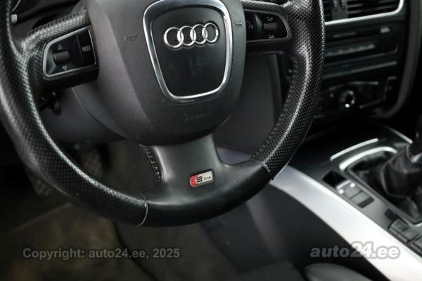 Black Audi A4 2008 in Tallinn, with an engine capacity of 2.00 L and mileage of 292 thousand km for 3699 €, photo 11 on AUTOMOTO.COM.LV