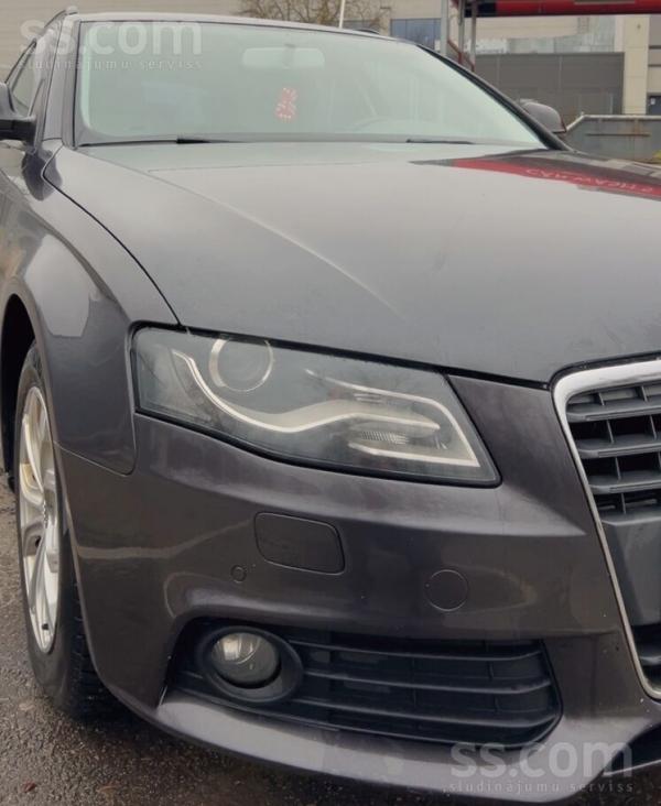 Black Audi A4 2008 in Daugavpils, with an engine capacity of 2.00 L and mileage of 332 thousand km for 4500 €, photo 7 on AUTOMOTO.COM.LV