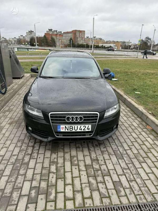 Black Audi A4 2008 in Kaunas, with an engine capacity of 1.97 L and mileage of 293 thousand km for 4500 €, photo 1 on AUTOMOTO.COM.LV