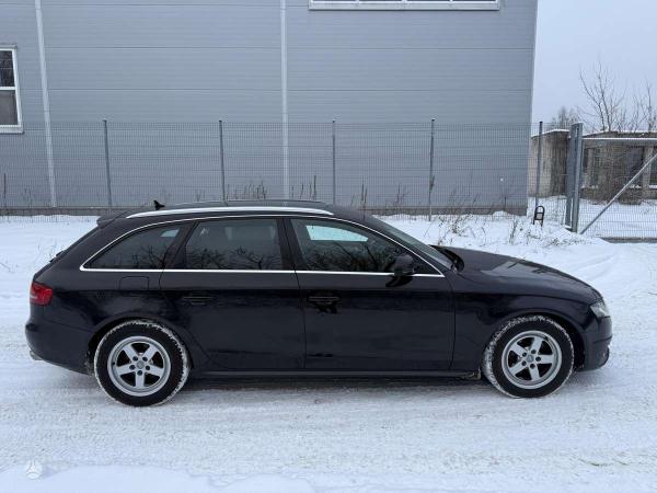 Black Audi A4 2008 in Vilnius, with an engine capacity of 2.97 L and mileage of 279 thousand km for 3200 €, photo 4 on AUTOMOTO.COM.LV
