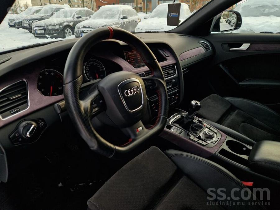 Black Audi A4 2008 in Liepaja, with an engine capacity of 1.80 L and mileage of 218 thousand km for 6400 €, photo 13 on AUTOMOTO.COM.LV