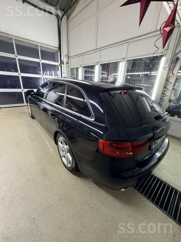 Melns Audi A4 2008 Jūrmala, ar dzinēja tilpumu 3.00 L un nobraukumu 393 tūkst. km par 6000 €, foto 7 vietnē AUTOMOTO.COM.LV