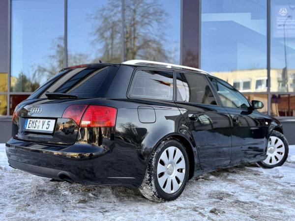 Black Audi A4 2008 in Kaisiadorys, with an engine capacity of 1.99 L and mileage of 287 thousand km for 3350 €, photo 4 on AUTOMOTO.COM.LV