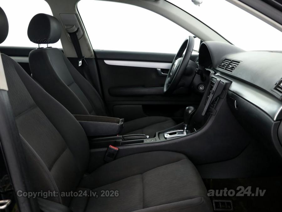 Black Audi A4 2008 in Tallinn, with an engine capacity of 2.00 L and mileage of 366 thousand km for 999 €, photo 7 on AUTOMOTO.COM.LV