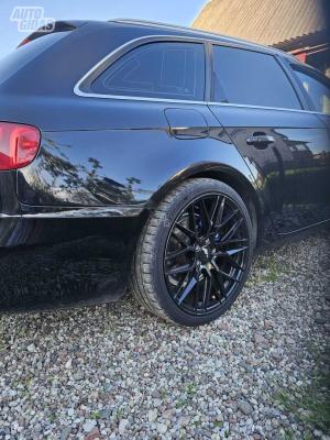 Black Audi A4 2008 in Klaipeda, with an engine capacity of 2.00 L and mileage of 332 thousand km for 4200 €, photo 5 on AUTOMOTO.COM.LV