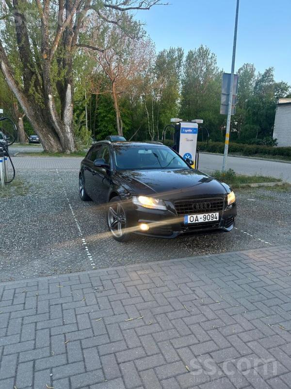 Black Audi A4 2008 in Liepaja, with an engine capacity of 1.80 L and mileage of 313 thousand km for 4550 €, photo 2 on AUTOMOTO.COM.LV