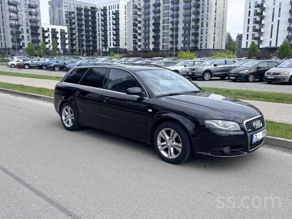 Black Audi A4 2008 in Riga, with an engine capacity of 2.00 L and mileage of 286 thousand km for 4250 €, photo 1 on AUTOMOTO.COM.LV