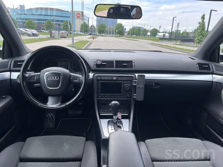 Melns Audi A4 2008 Rīga, ar dzinēja tilpumu 2.00 L un nobraukumu 286 tūkst. km par 4250 €, foto 4 vietnē AUTOMOTO.COM.LV