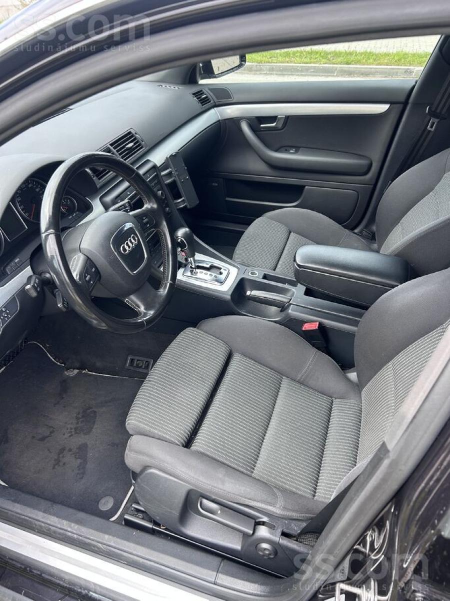 Melns Audi A4 2008 Rīga, ar dzinēja tilpumu 2.00 L un nobraukumu 286 tūkst. km par 4250 €, foto 7 vietnē AUTOMOTO.COM.LV