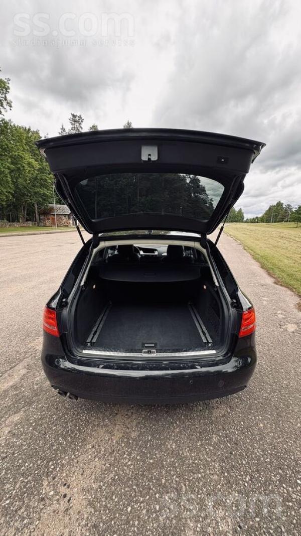 Black Audi A4 2008 in Valmiera, with an engine capacity of 2.00 L and mileage of 327 thousand km for 5100 €, photo 5 on AUTOMOTO.COM.LV