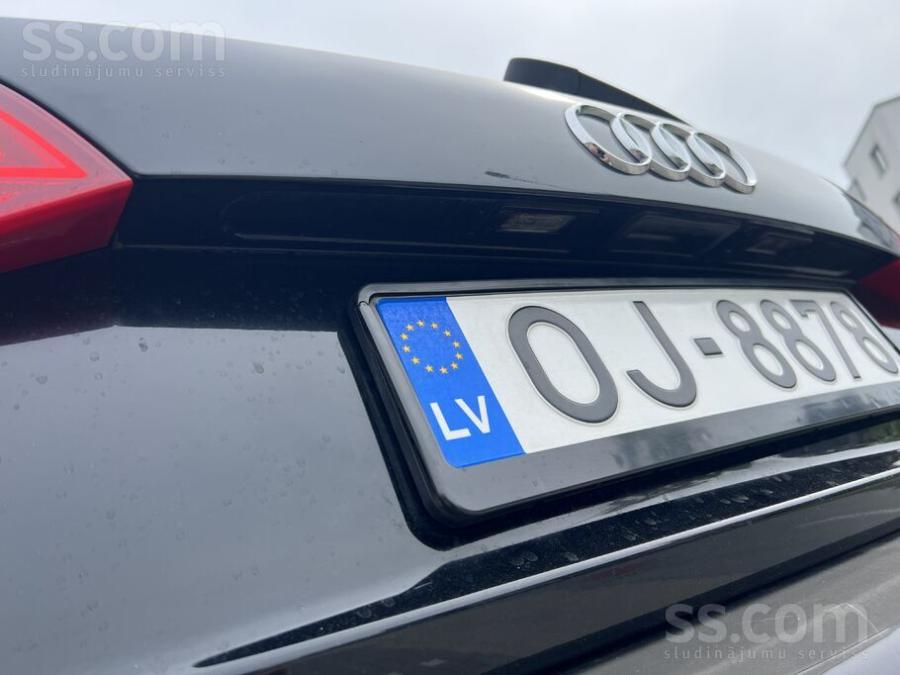 Black Audi A4 2008 in Riga, with an engine capacity of 2.00 L and mileage of 333 thousand km for 4250 €, photo 19 on AUTOMOTO.COM.LV