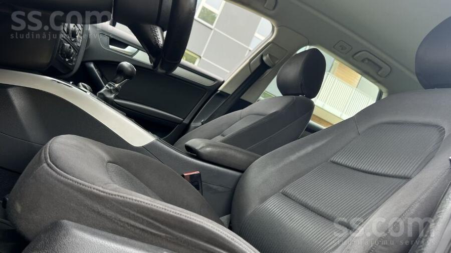 Black Audi A4 2008 in Riga, with an engine capacity of 2.00 L and mileage of 333 thousand km for 4250 €, photo 25 on AUTOMOTO.COM.LV