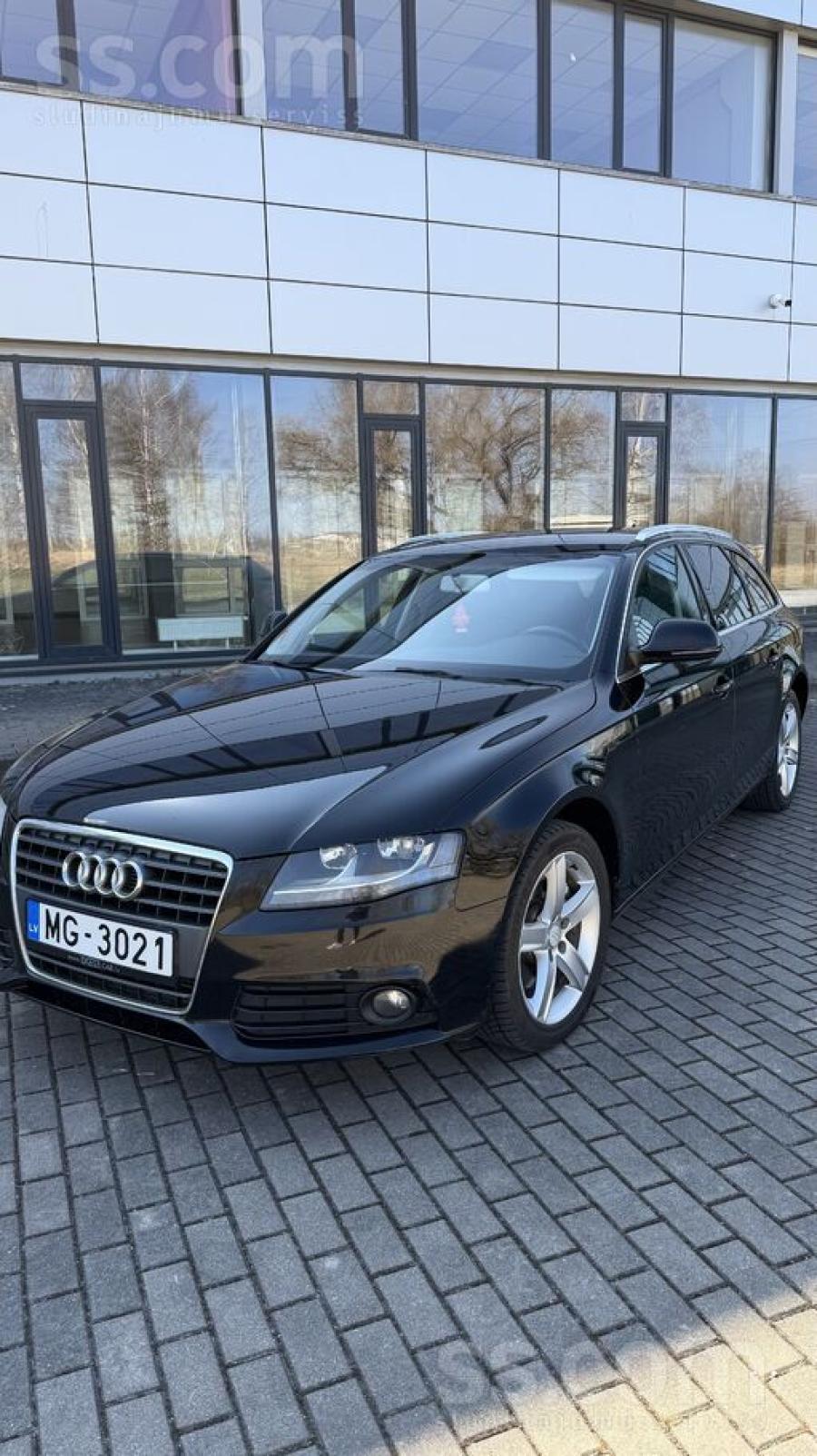 Melns Audi A4 2008 Tukums, ar dzinēja tilpumu 2.00 L un nobraukumu 334 tūkst. km par 5990 €, foto 1 vietnē AUTOMOTO.COM.LV