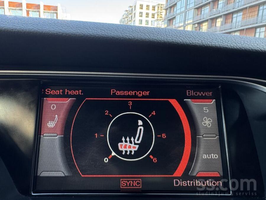 Black Audi A4 2008 in Riga, with an engine capacity of 2.00 L and mileage of 273 thousand km for 5990 €, photo 17 on AUTOMOTO.COM.LV