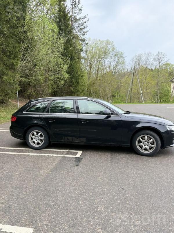 Black Audi A4 2008 in Valka, with an engine capacity of 1.80 L and mileage of 222 thousand km for 5100 €, photo 2 on AUTOMOTO.COM.LV