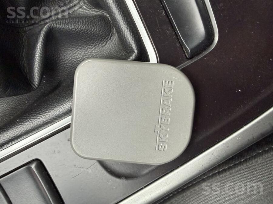 Melns Audi A4 2008 Valka, ar dzinēja tilpumu 1.80 L un nobraukumu 222 tūkst. km par 5100 €, foto 11 vietnē AUTOMOTO.COM.LV