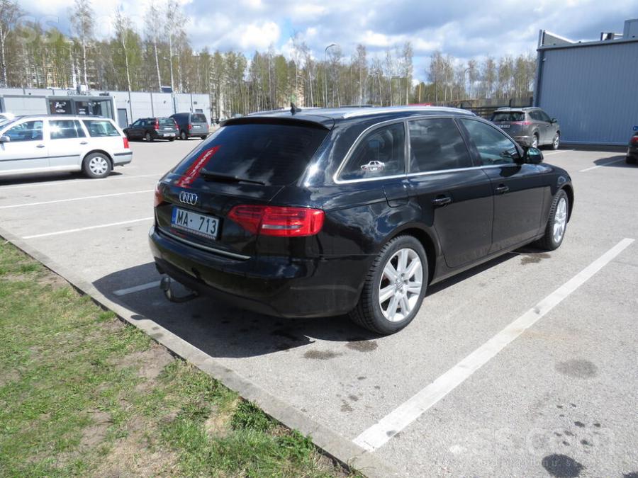 Melns Audi A4 2008 Rīga, ar dzinēja tilpumu 2.00 L un nobraukumu 328 tūkst. km par 5000 €, foto 5 vietnē AUTOMOTO.COM.LV