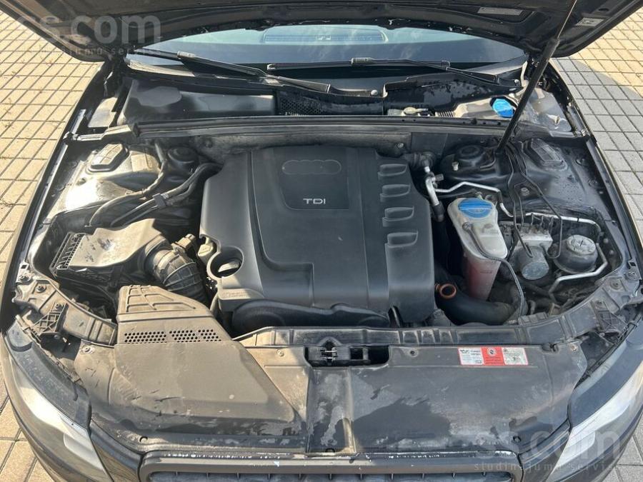 Black Audi A4 2008 in Riga, with an engine capacity of 2.00 L and mileage of 278 thousand km for 3750 €, photo 12 on AUTOMOTO.COM.LV