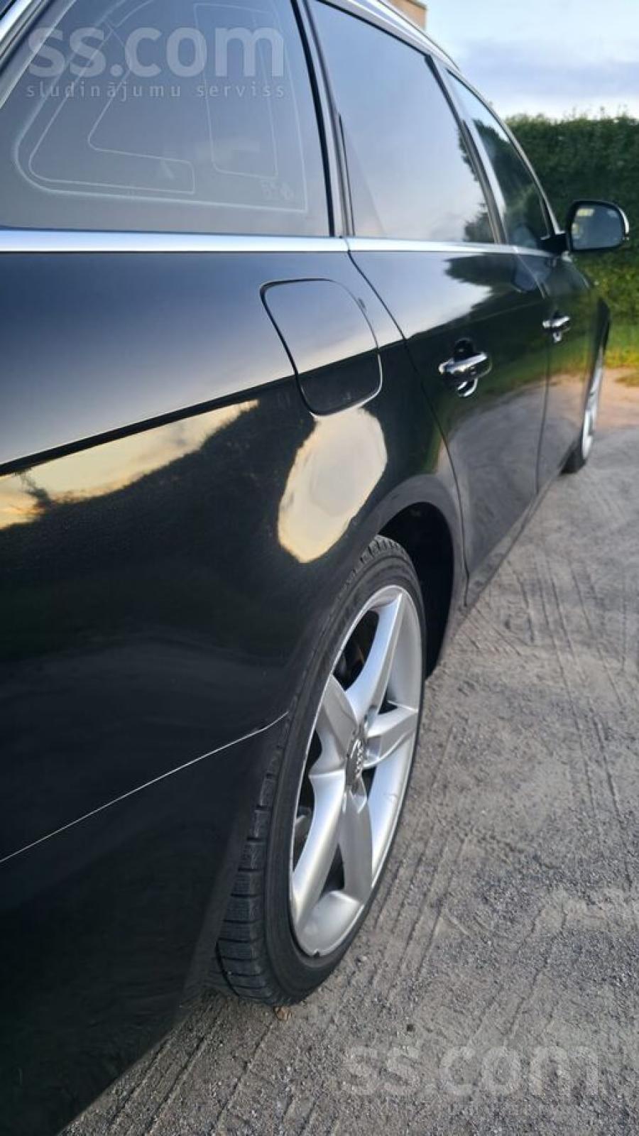 Melns Audi A4 2008 Kuldīga, ar dzinēja tilpumu 2.00 L un nobraukumu 431 tūkst. km par 5300 €, foto 12 vietnē AUTOMOTO.COM.LV