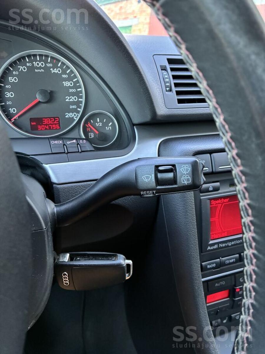Black Audi A4 2008 in Riga, with an engine capacity of 2.00 L and mileage of 305 thousand km for 4090 €, photo 26 on AUTOMOTO.COM.LV