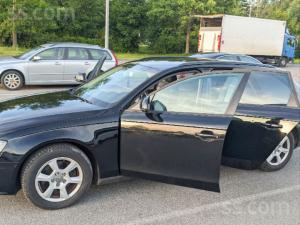 Black Audi A4 2008 in Riga, with an engine capacity of 2.00 L and mileage of 194 thousand km for 5900 €, photo 4 on AUTOMOTO.COM.LV