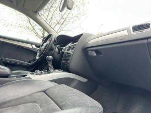 Black Audi A4 2008 in Riga, with an engine capacity of 2.00 L and mileage of 376 thousand km for 4690 €, photo 14 on AUTOMOTO.COM.LV