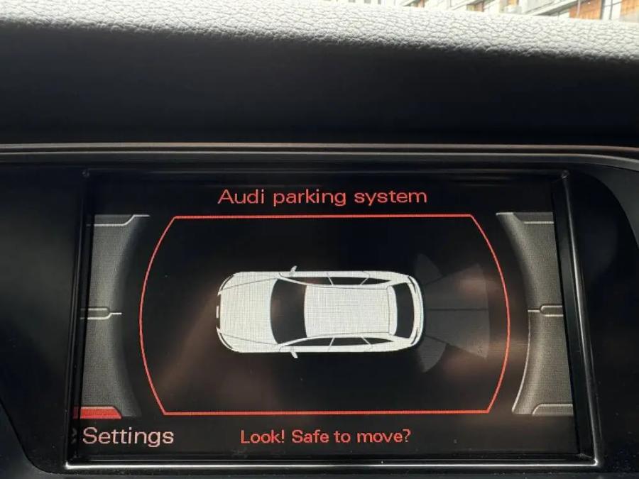 Black Audi A4 2008 in Riga, with an engine capacity of 2.00 L and mileage of 376 thousand km for 4690 €, photo 19 on AUTOMOTO.COM.LV