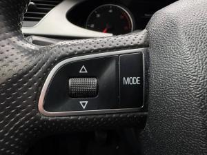 Black Audi A4 2008 in Riga, with an engine capacity of 2.00 L and mileage of 376 thousand km for 4690 €, photo 30 on AUTOMOTO.COM.LV