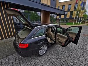Black Audi A4 2008 in Riga, with an engine capacity of 2.70 L and mileage of 231 thousand km for 6590 €, photo 11 on AUTOMOTO.COM.LV