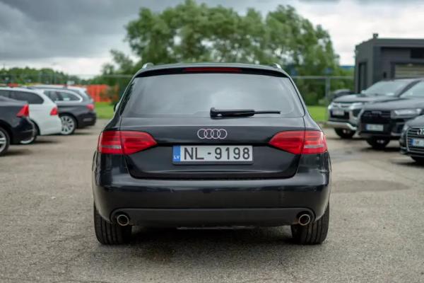 Black Audi A4 2008 in Liepaja, with an engine capacity of 3.00 L and mileage of 230 thousand km for 6850 €, photo 3 on AUTOMOTO.COM.LV