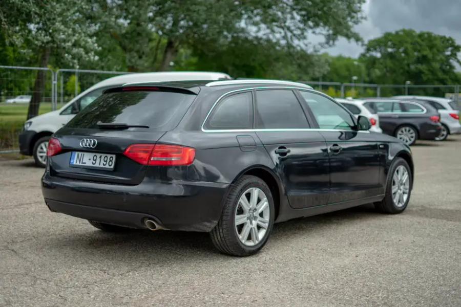 Melns Audi A4 2008 Liepāja, ar dzinēja tilpumu 3.00 L un nobraukumu 230 tūkst. km par 6850 €, foto 5 vietnē AUTOMOTO.COM.LV