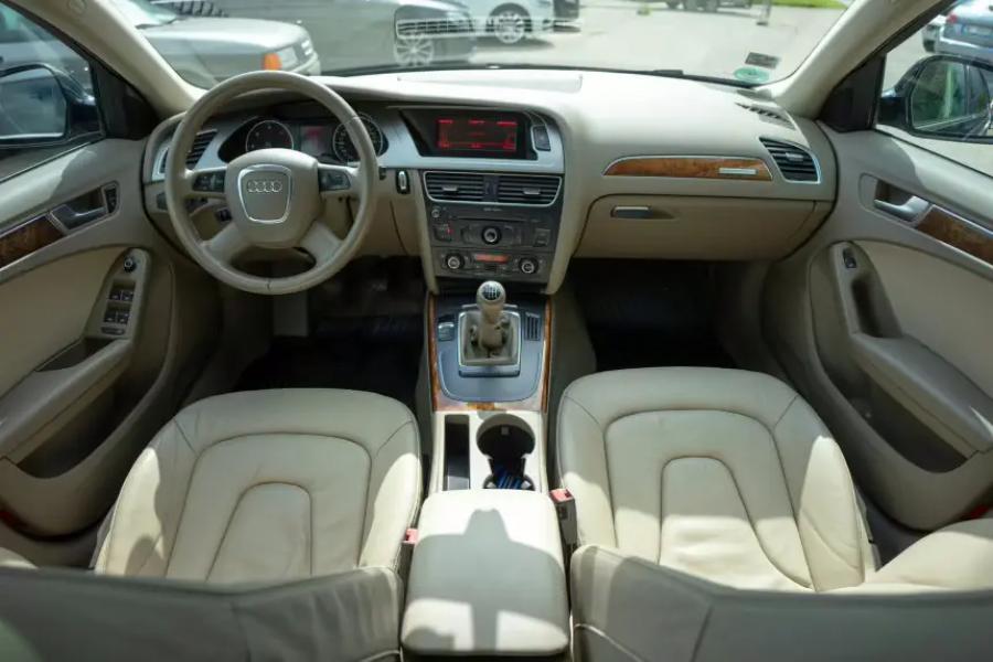 Melns Audi A4 2008 Liepāja, ar dzinēja tilpumu 3.00 L un nobraukumu 230 tūkst. km par 6850 €, foto 10 vietnē AUTOMOTO.COM.LV