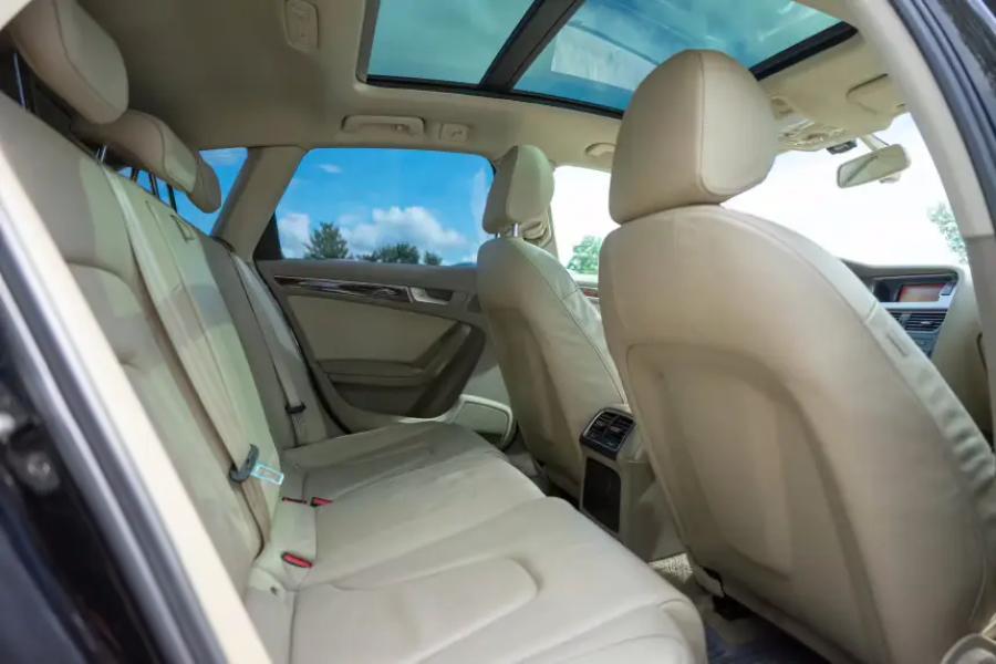 Melns Audi A4 2008 Liepāja, ar dzinēja tilpumu 3.00 L un nobraukumu 230 tūkst. km par 6850 €, foto 14 vietnē AUTOMOTO.COM.LV