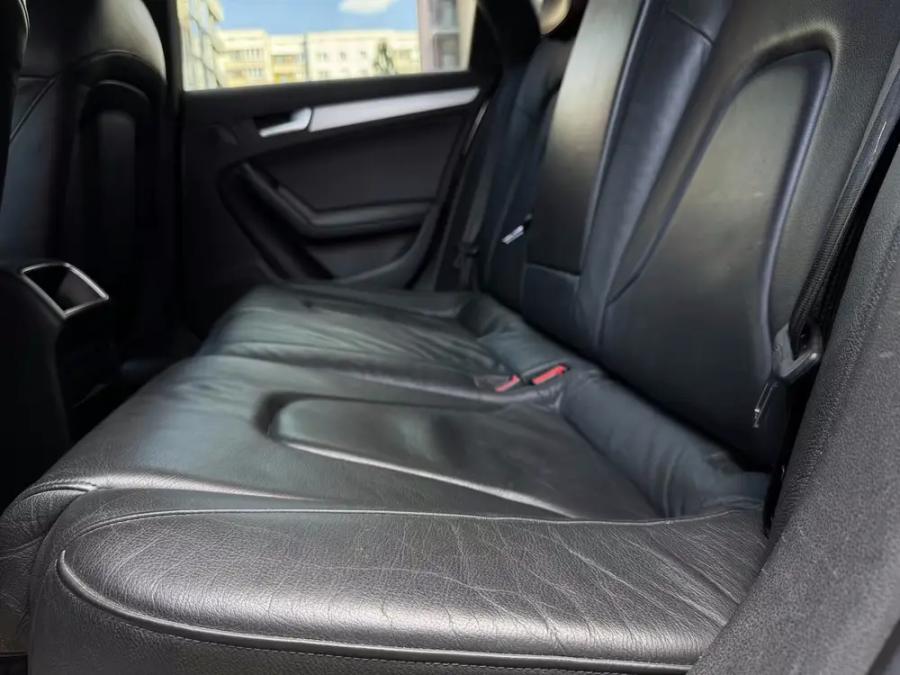 Black Audi A4 2008 in Riga, with an engine capacity of 2.00 L and mileage of 383 thousand km for 4290 €, photo 12 on AUTOMOTO.COM.LV