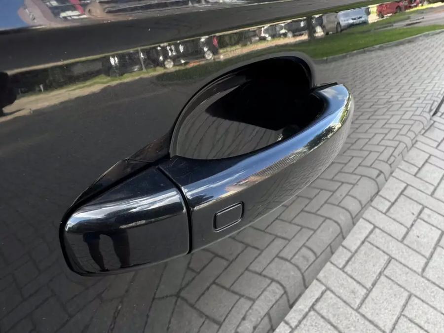 Black Audi A4 2008 in Riga, with an engine capacity of 2.00 L and mileage of 383 thousand km for 4290 €, photo 14 on AUTOMOTO.COM.LV