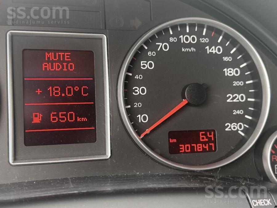 Melns Audi A4 2008 Rēzekne, ar dzinēja tilpumu 3.00 L un nobraukumu 309 tūkst. km par 3900 €, foto 9 vietnē AUTOMOTO.COM.LV